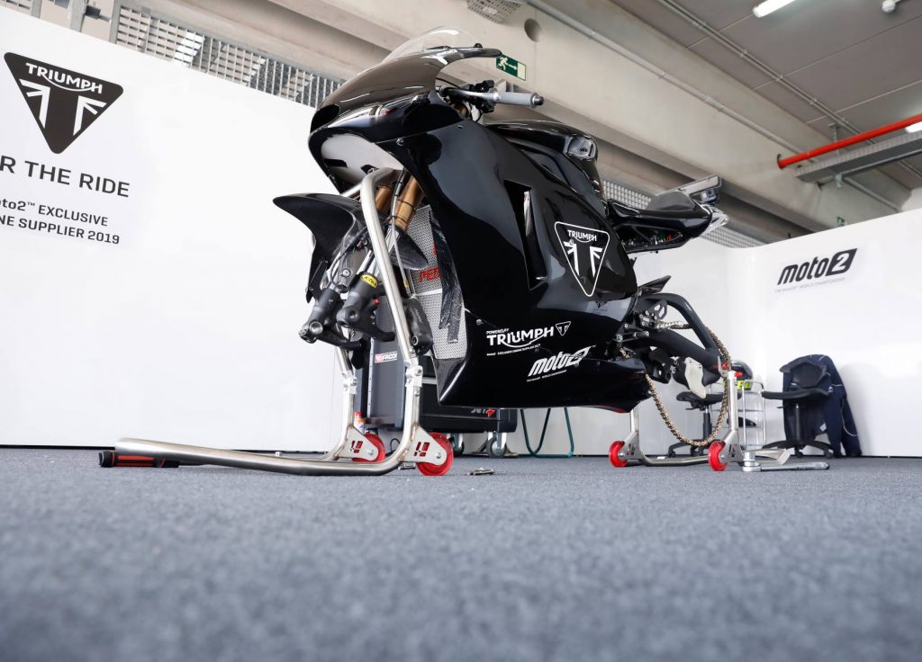 Moto2 – Triumph tests the new engine and the Magneti Marelli ECU ...