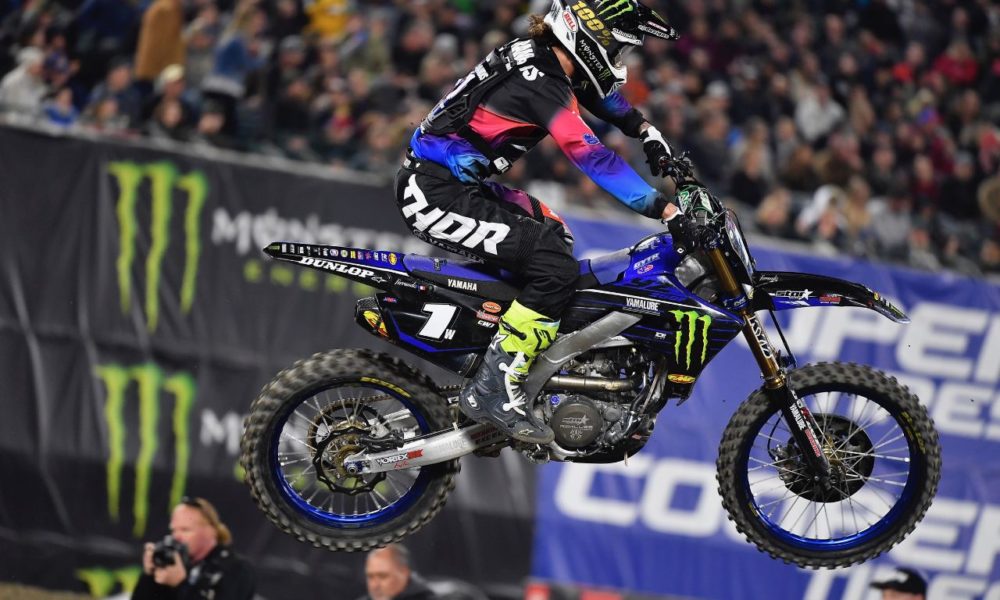 Monster Energy Star Yamaha Racing riders secure 1-2 in Anaheim 2