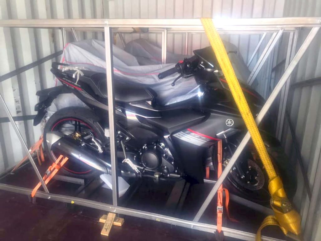 Yamaha Y15ZR V3 Spotted - New Bodywork, 155 VVA Engine and Keyless