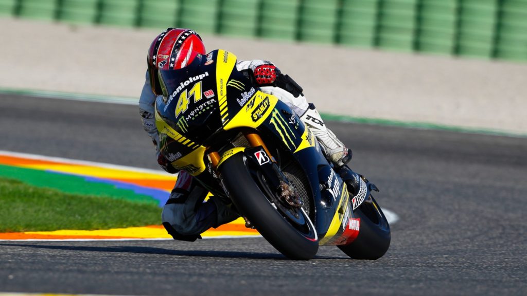 iMotorbike Meets Professional Female Motorcycle Racer Melissa Paris