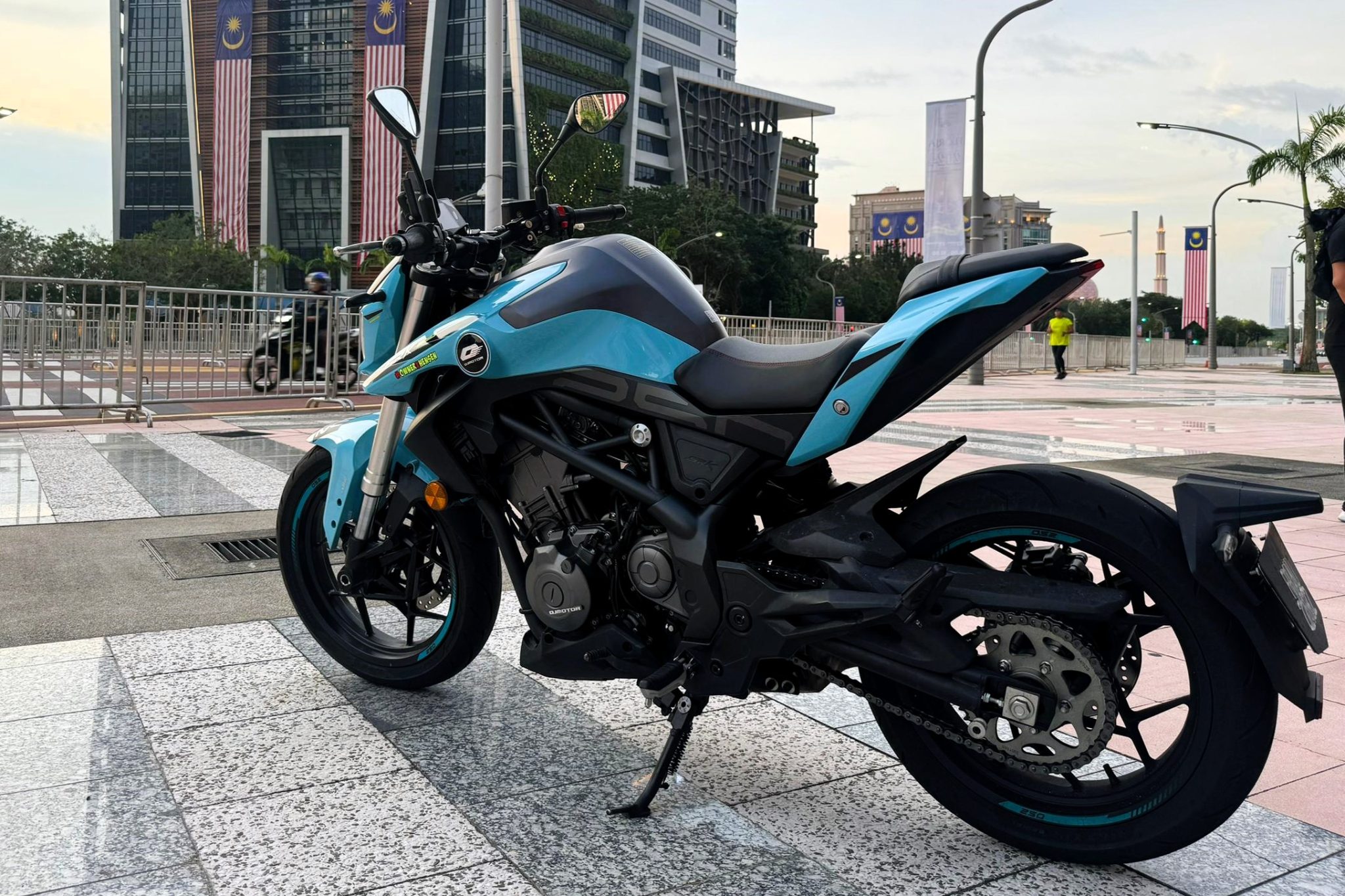 QJ Motor SRK 250 Review: A Standout in Malaysia’s 250cc Class ...