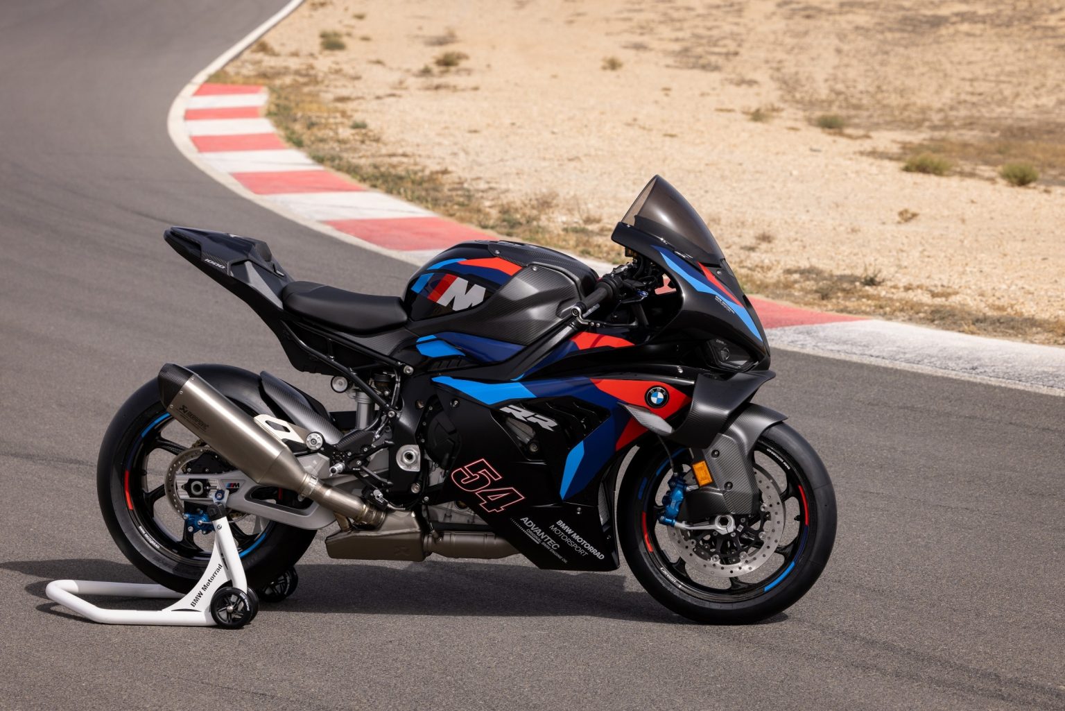 BMW Unveils Revamped 2025 Lineup for M1000 and S1000 Series ...