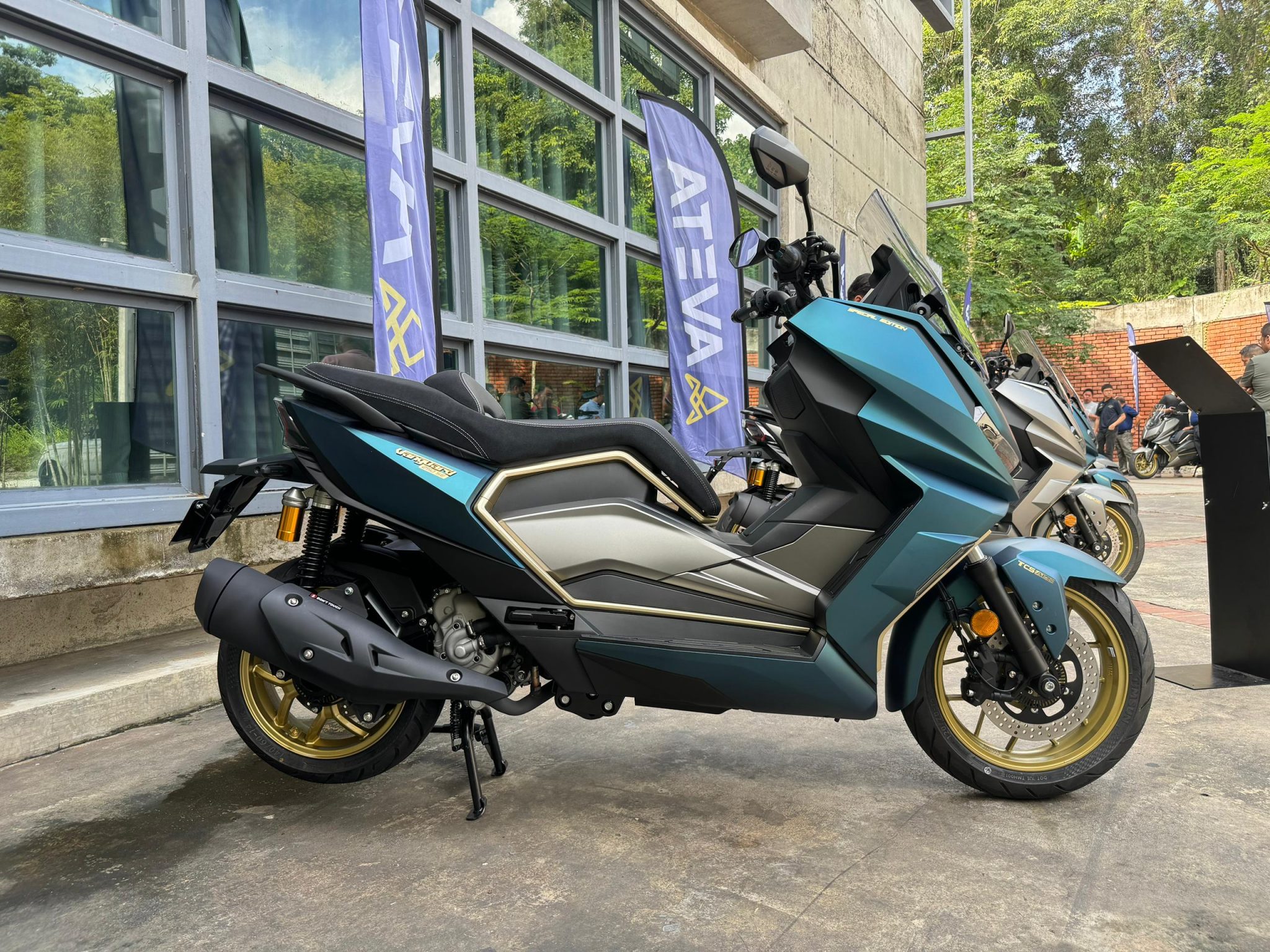 Aveta Malaysia Launches Vanguard 250 Adventure Scooter - iMotorbike News