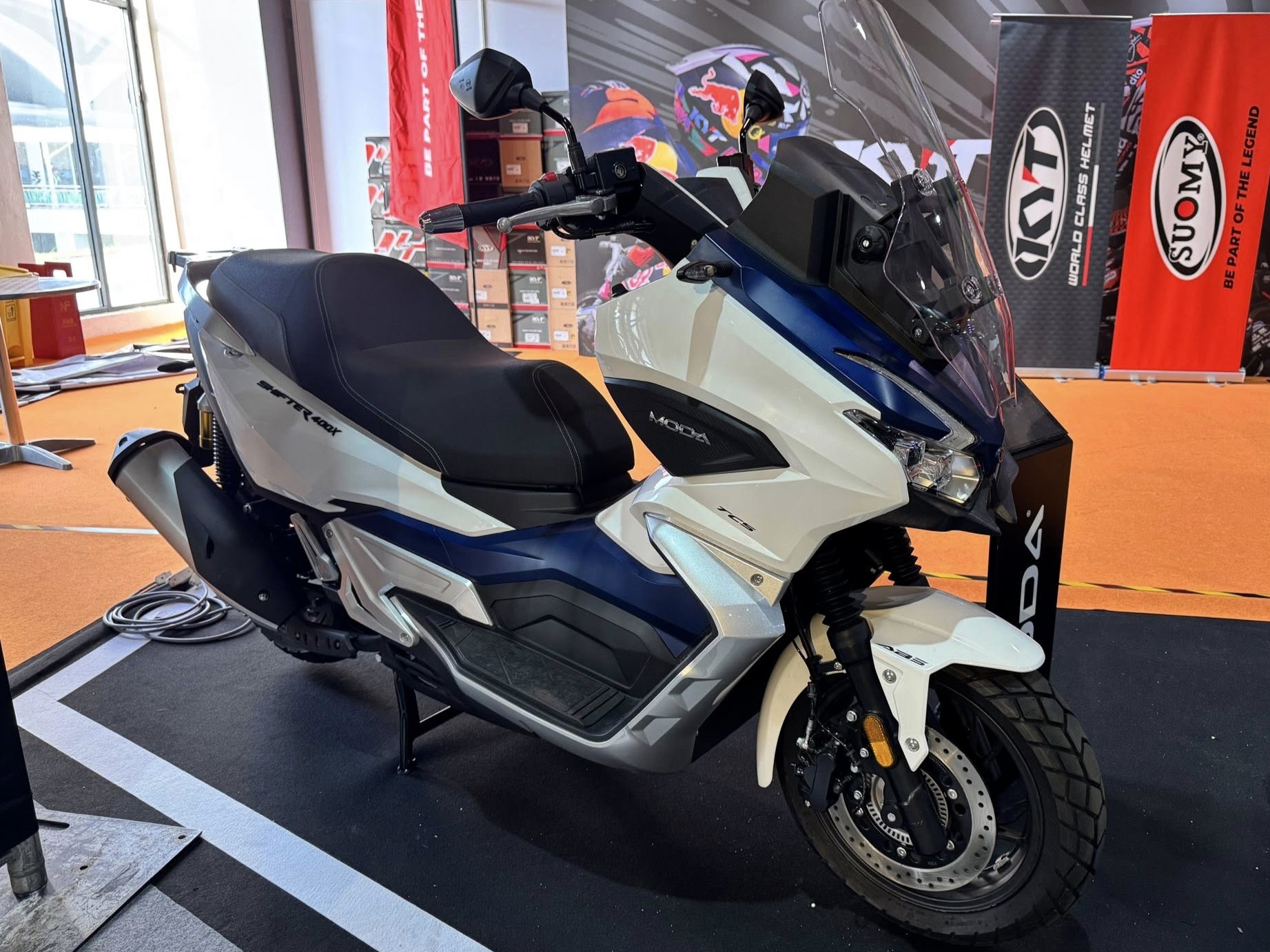 MODA Showcases Shifter 400X Scooter at Malaysia Autoshow 2025