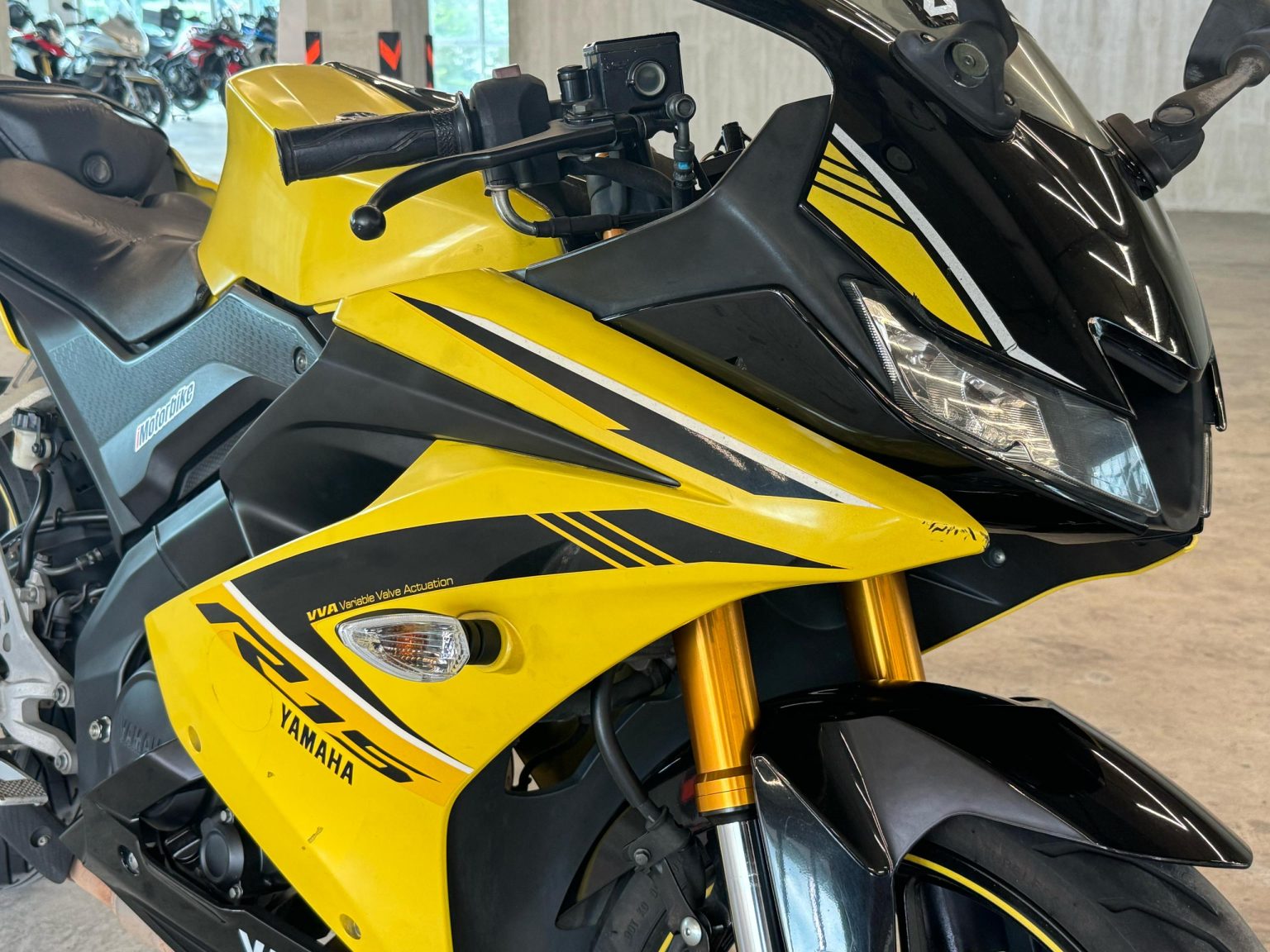 Yamaha YZF-R15 Review: The Ultimate 150cc Sportbike - iMotorbike News